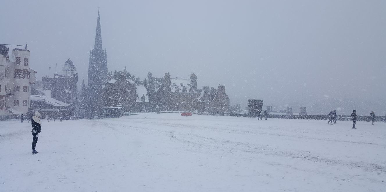 Why Winter Is The Perfect Time To Visit Edinburgh
