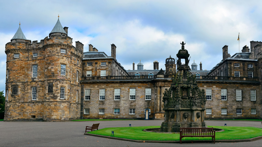 5 Famous Outlander Locations in Edinburgh